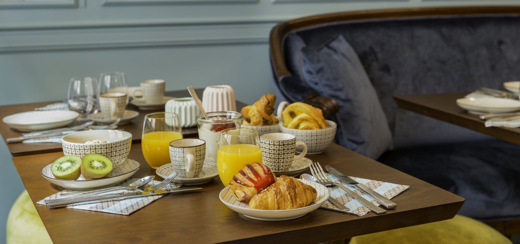 Hotel de Neuve***| -10% on our OFFICIAL SITE |Paris